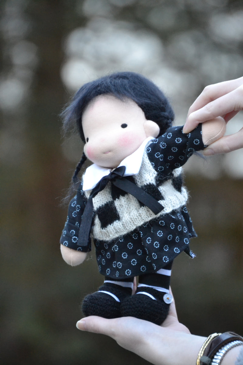 Lenore – Lali Dolls